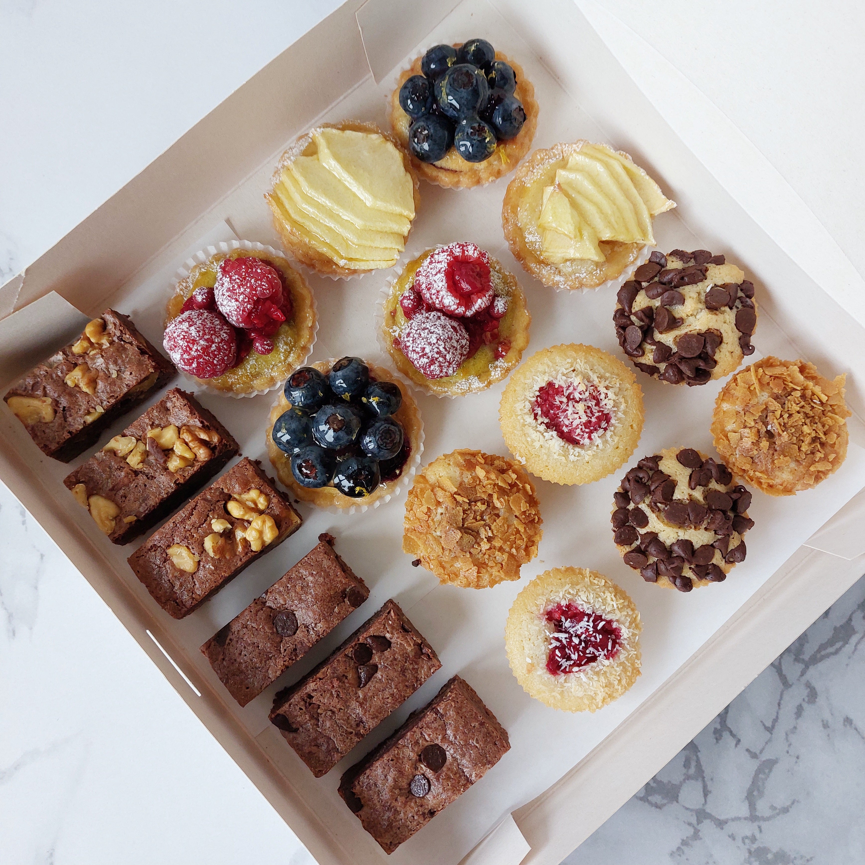 Petit fours mix – Pâtisserie Julie